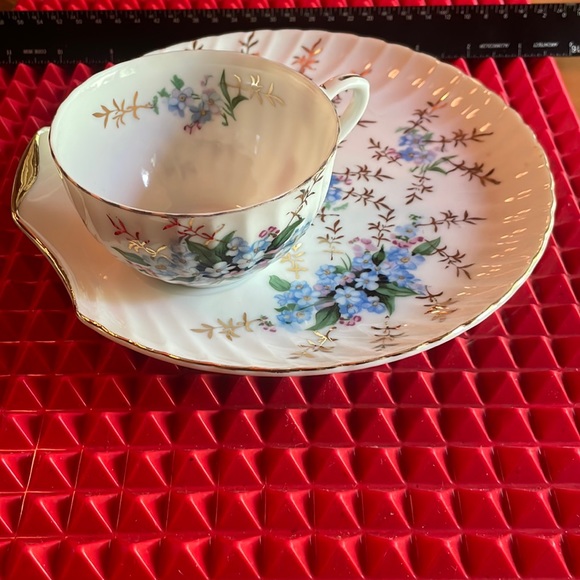 Dining | Large Vintage Seashell Shaped Traysaucer And Teacup | Poshmark